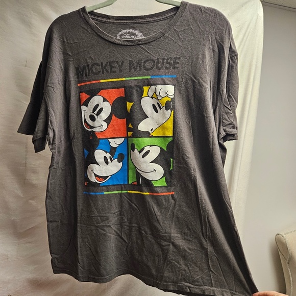 Disney | Tops | 3for25 Mickey Mouse Disney Colorblock Tshirt Xl Red ...